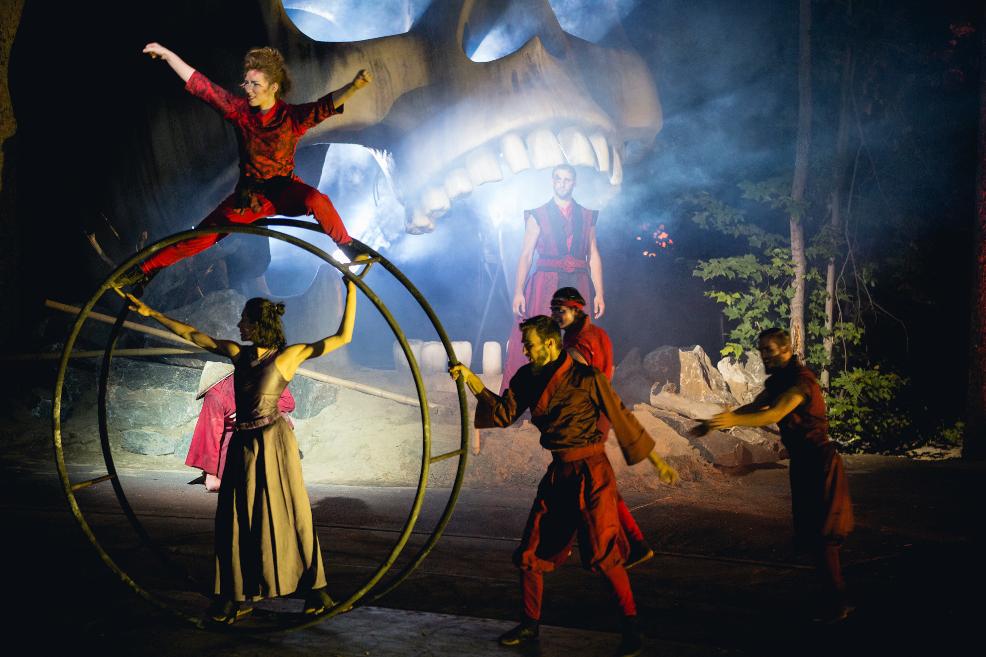 Photos: Flying high with Montreal’s Cirque Éloize | Canadian Geographic