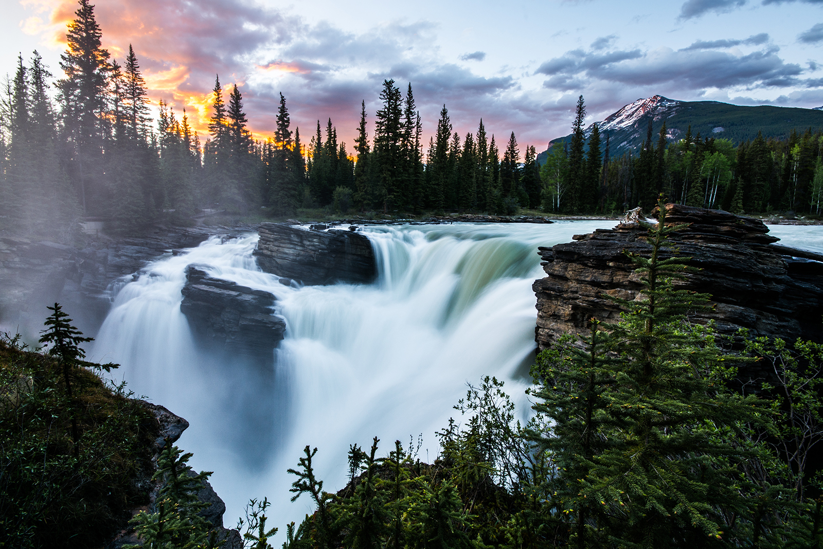 Sunrise, sunset: 10 amazing ‘golden hour’ images from Can Geo’s Photo ...