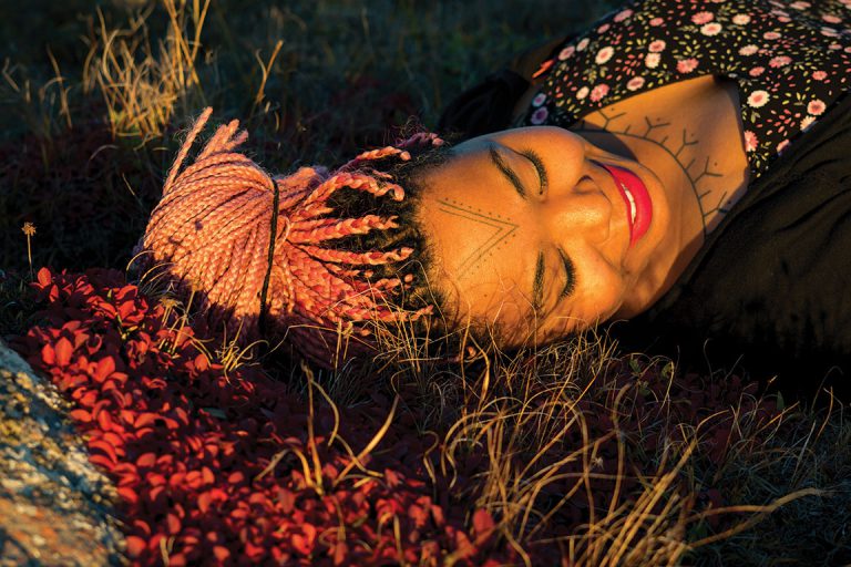 Kakiniit: The art of Inuit tattooing | Canadian Geographic