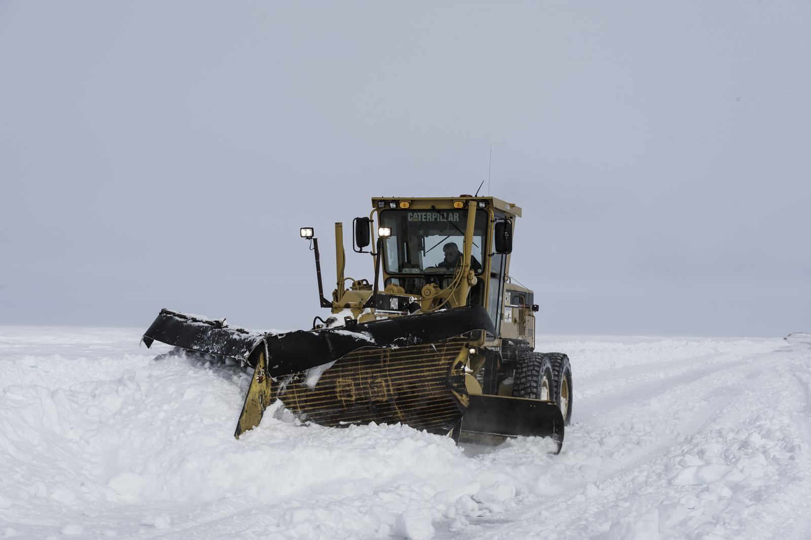 Northwest Territories promotes last chance to drive historic ice road ...
