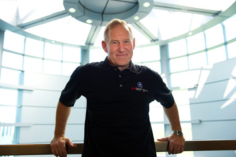 Interview: Walter Natynczyk | Canadian Geographic