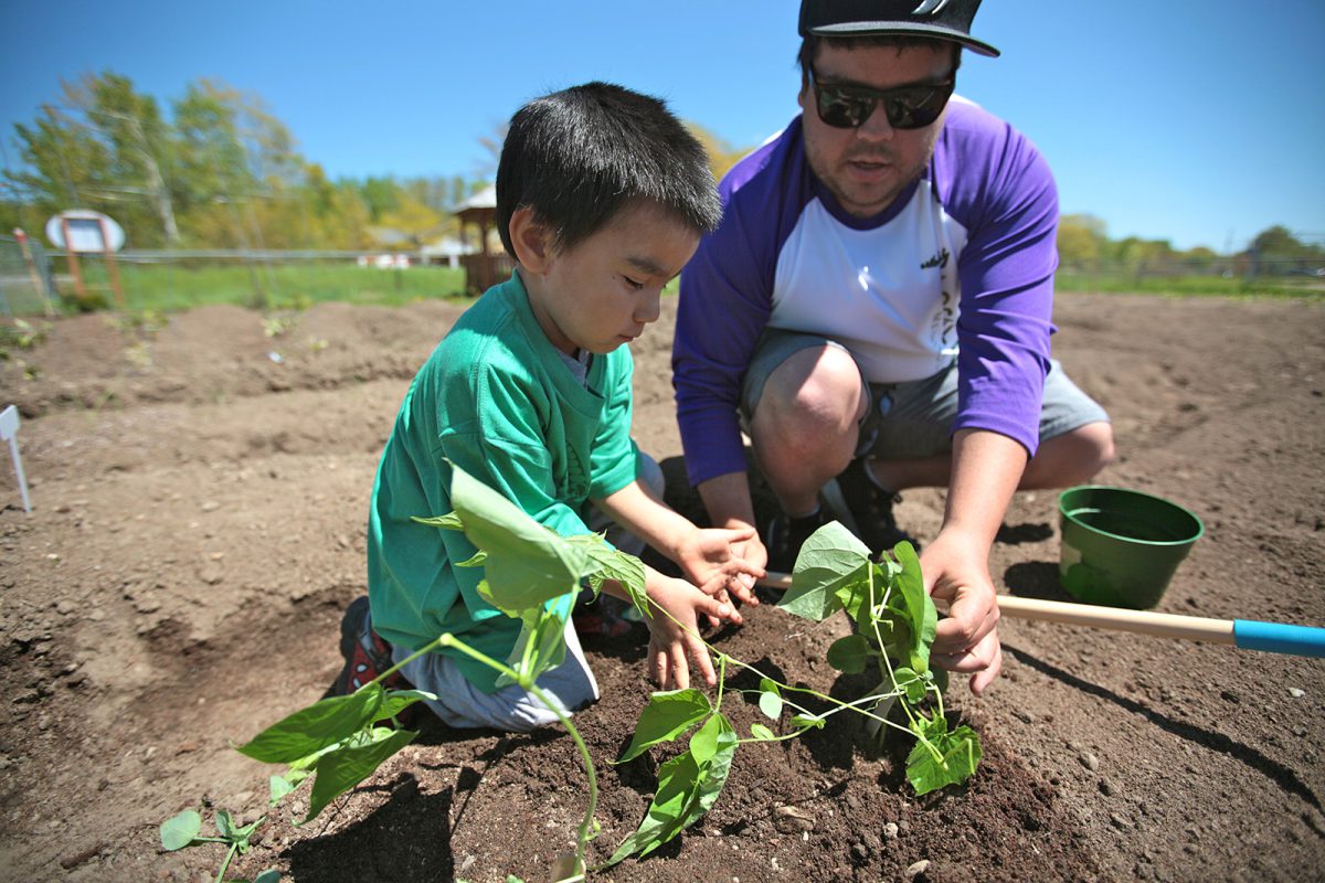Growing food security in First Nations communities | Canadian Geographic
