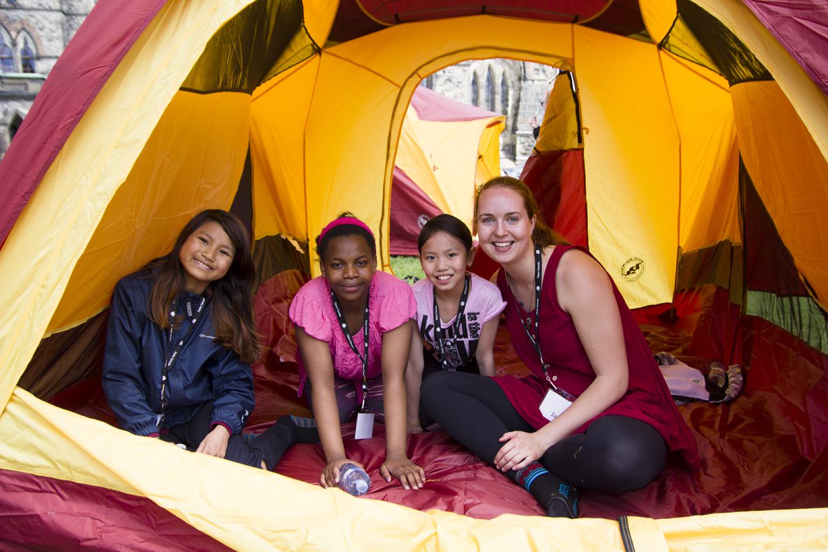 Canadian students learn to camp on Parliament Hill | Canadian Geographic
