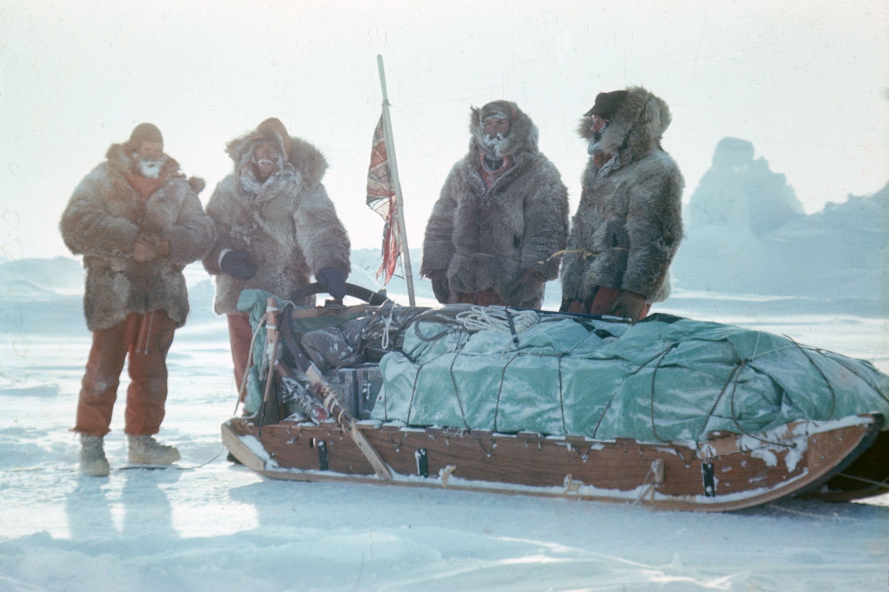 A bridge of ice | Canadian Geographic