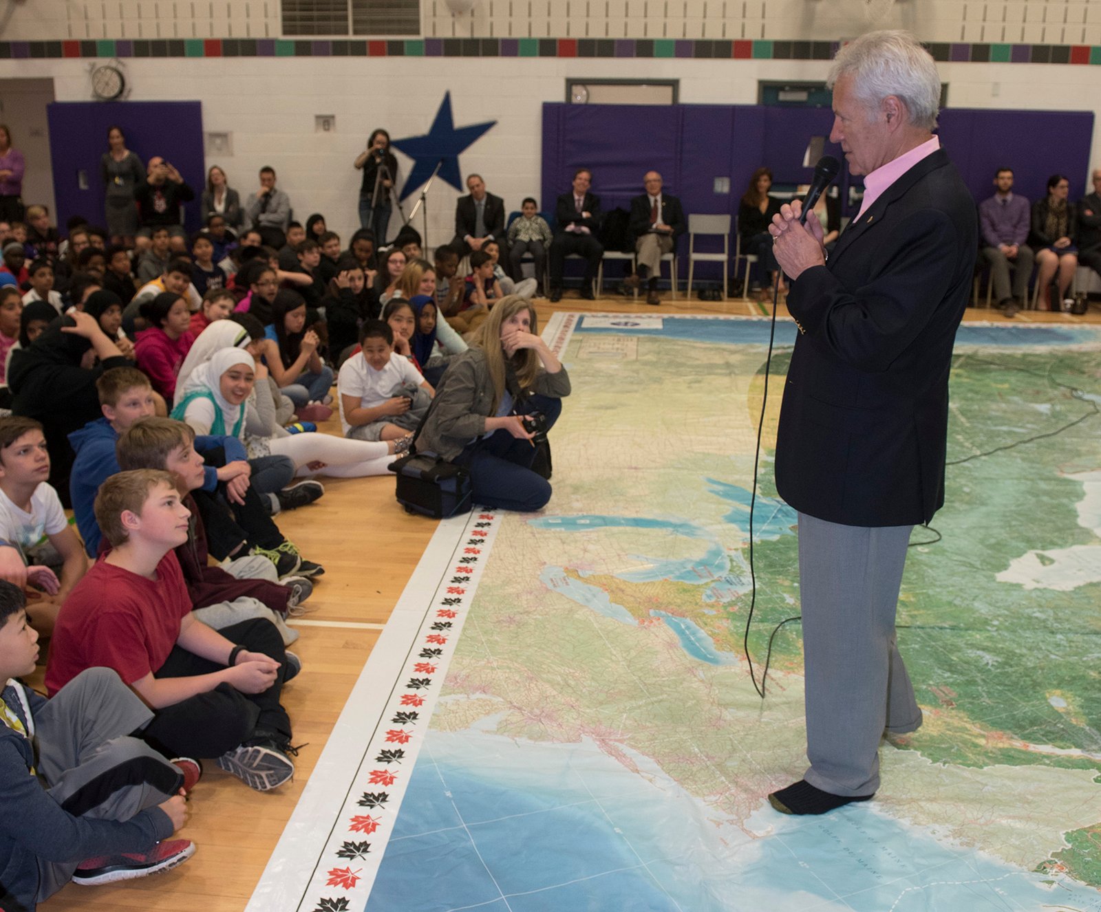 Alex Trebek named an Officer of the Order of Canada | Canadian Geographic