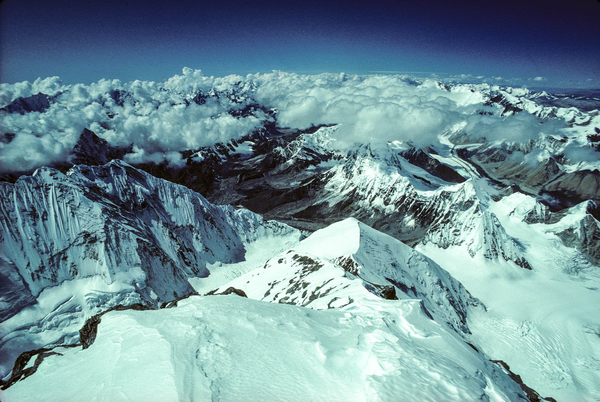 The pull of Everest | Canadian Geographic