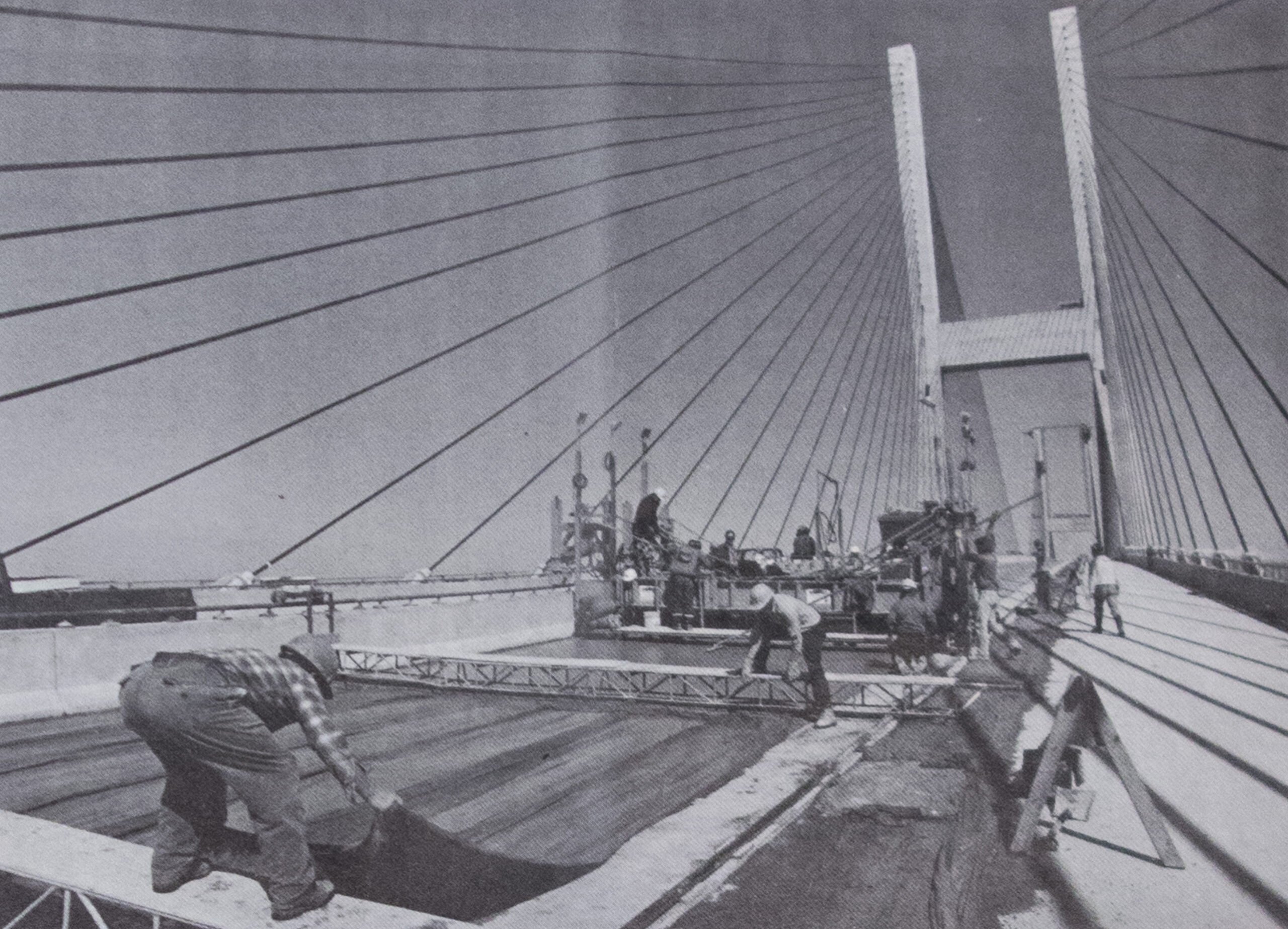 The Alex Fraser Bridge: A critical link in British Columbia’s highway ...