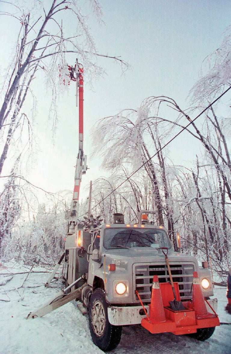 Lessons learned from the ice storm of 1998 | Canadian Geographic
