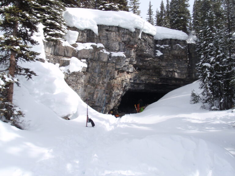 Castleguard Cave recognized as a globally significant Key Biodiversity ...