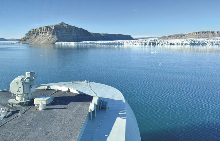 On thin ice: Who “owns” the Arctic? | Canadian Geographic On thin ice: Who “owns” the Arctic? | Canadian Geographic