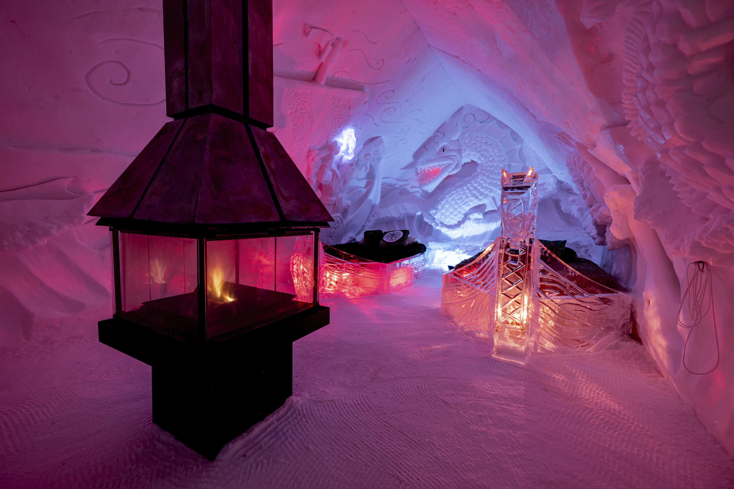 Spending the night in North America’s only ice hotel | Canadian Geographic