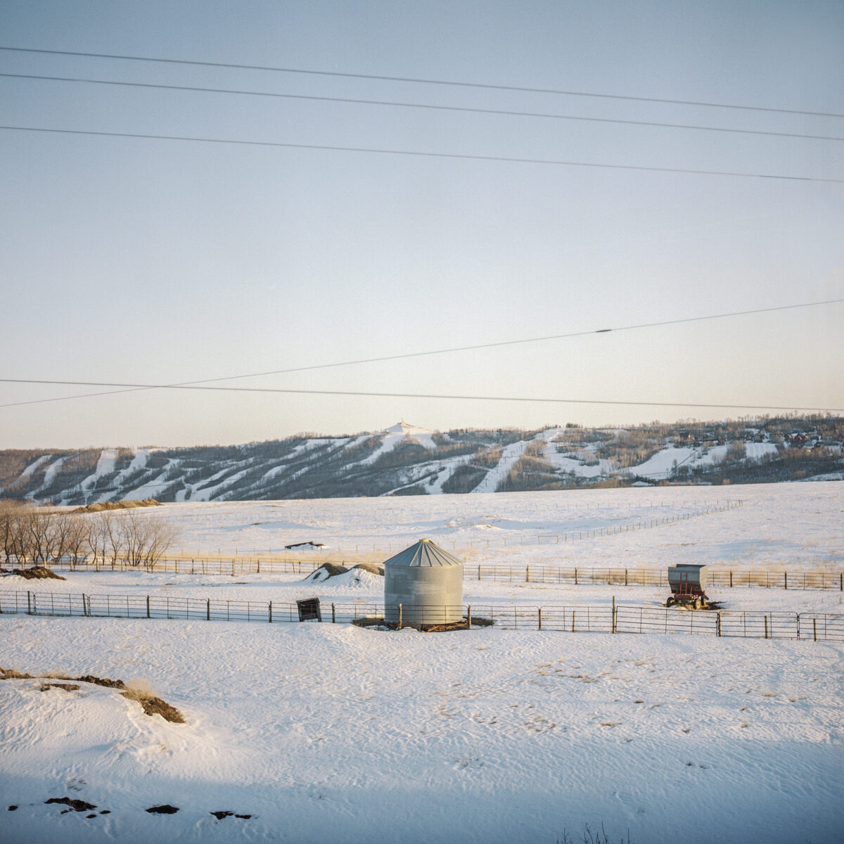 Head for the hills: skiing in the Canadian Prairies | Canadian Geographic