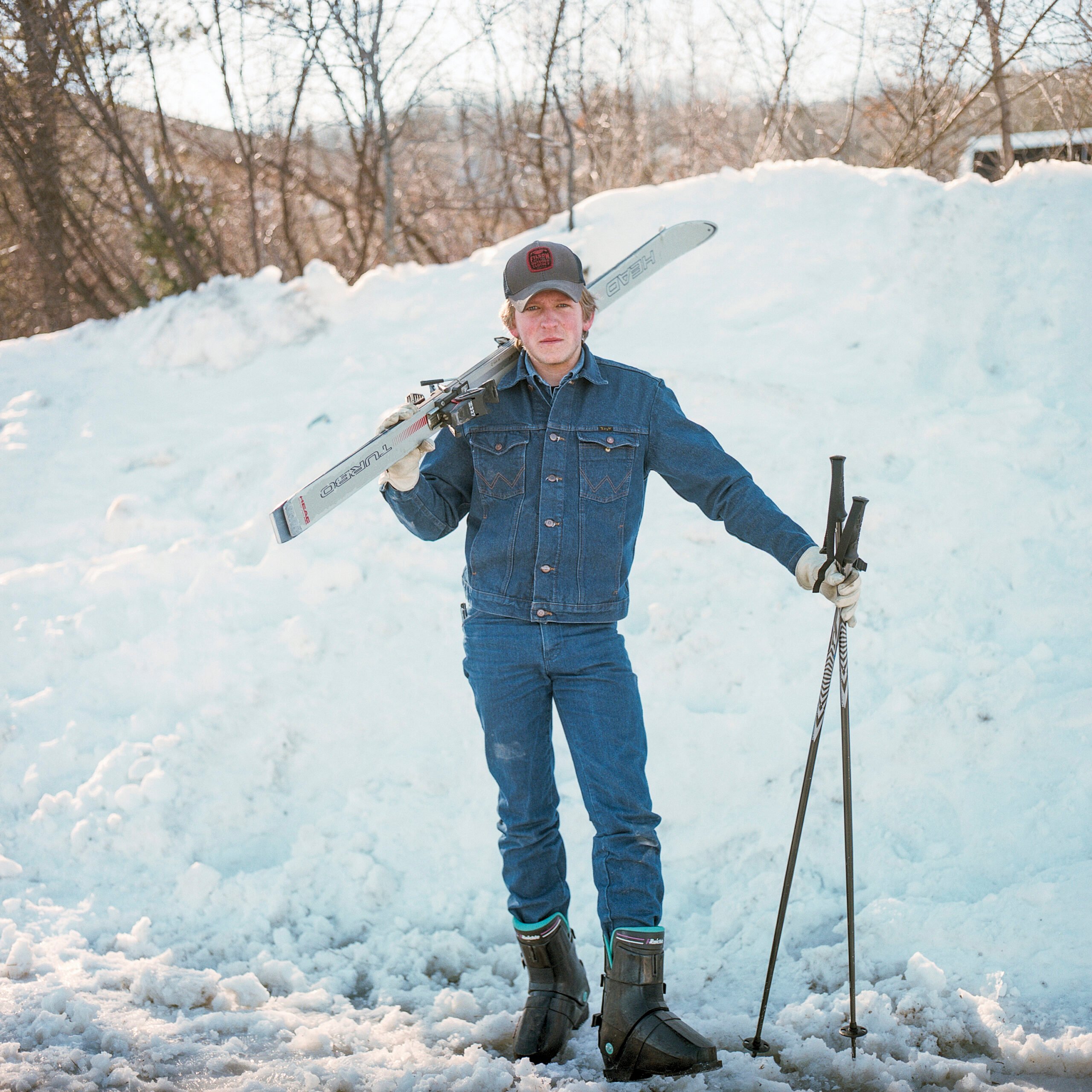 Head for the hills: skiing in the Canadian Prairies | Canadian Geographic