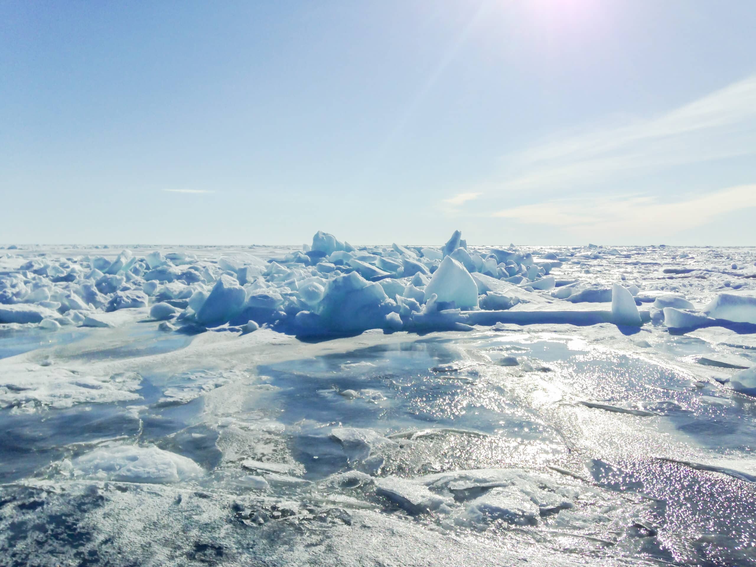 The heartbreaking decline of Great Lakes ice cover | Canadian Geographic