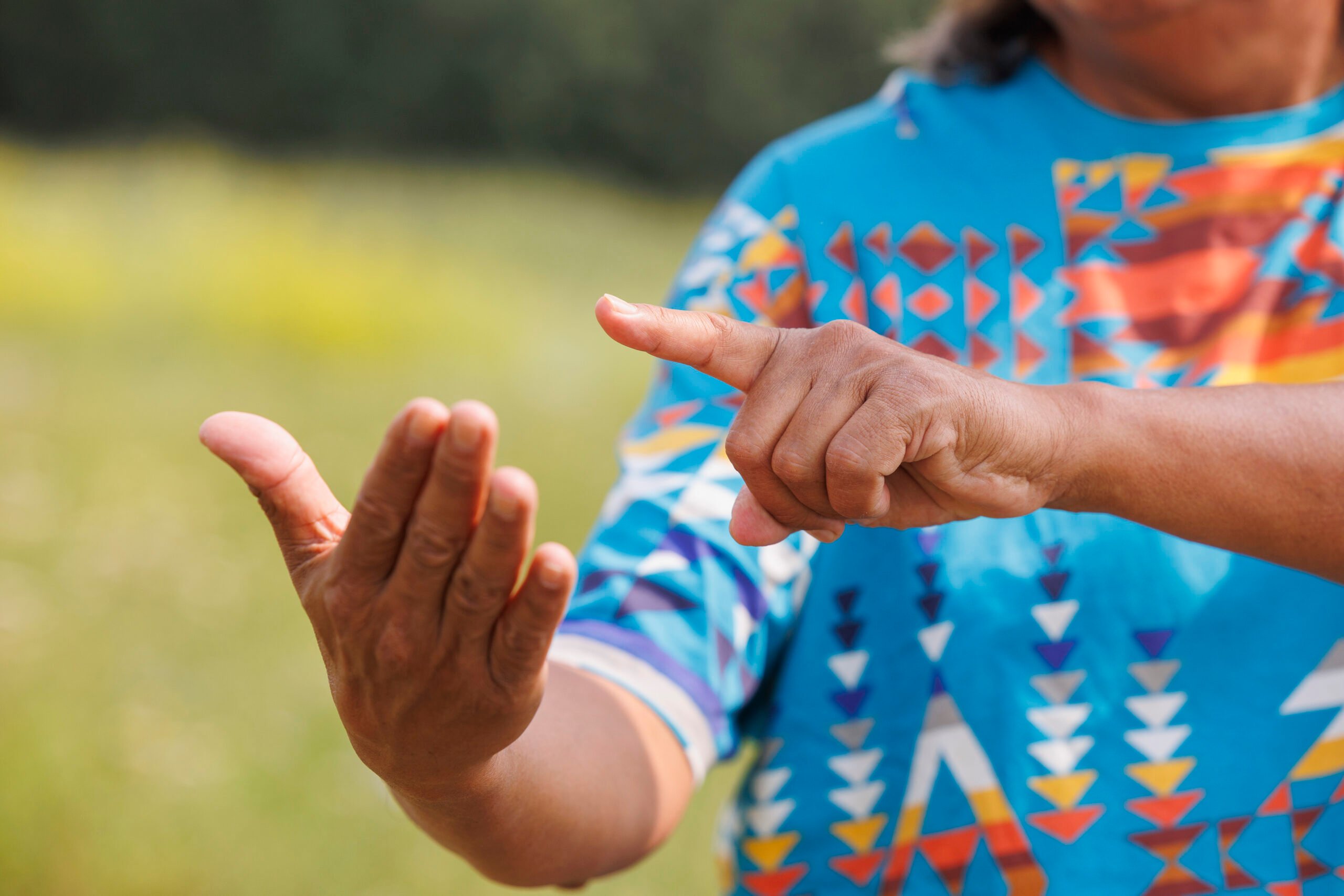 Hand talk: Reclaiming Plains Indian Sign Language | Canadian Geographic