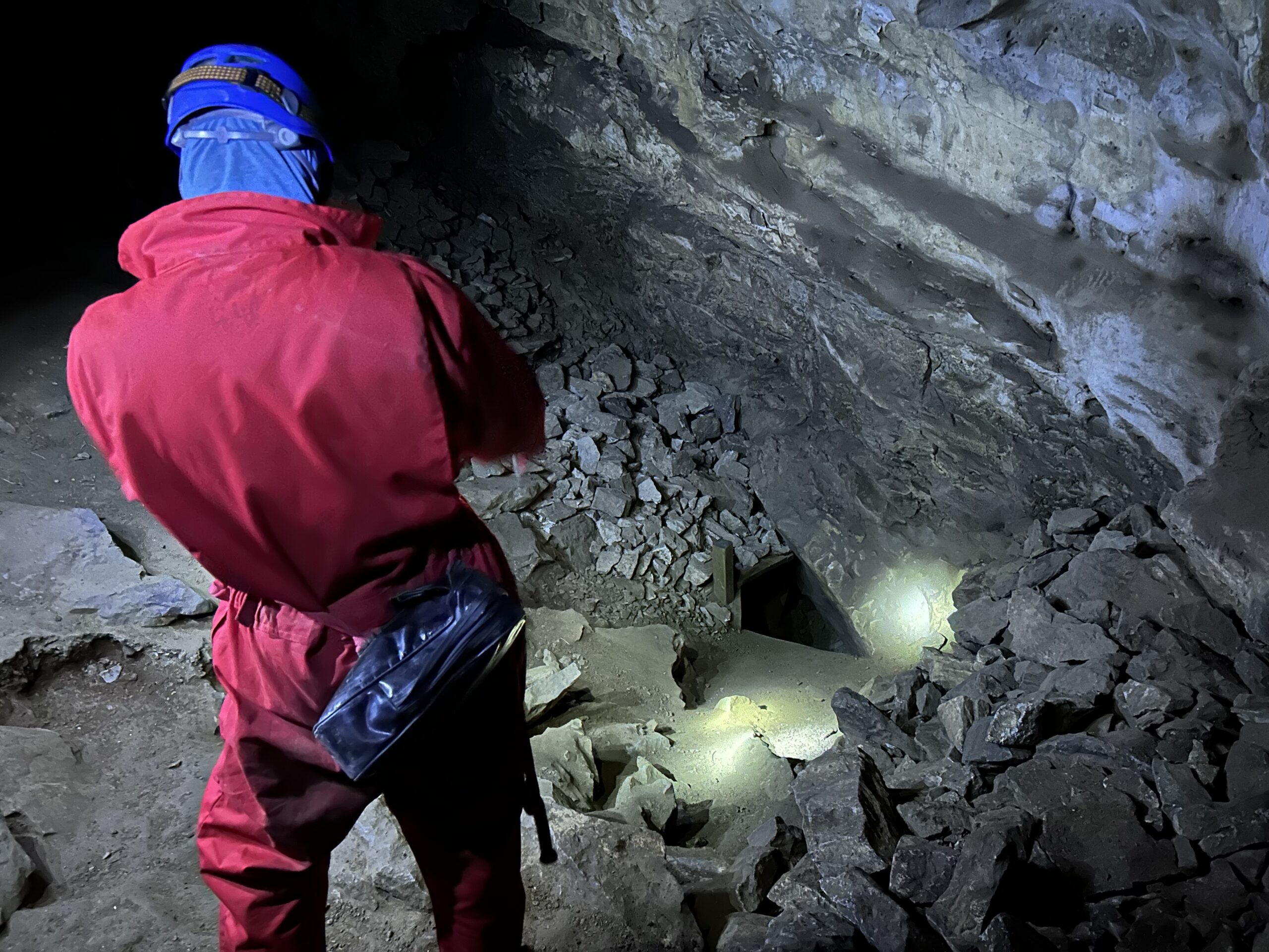 Caving in the Canadian Rockies | Canadian Geographic