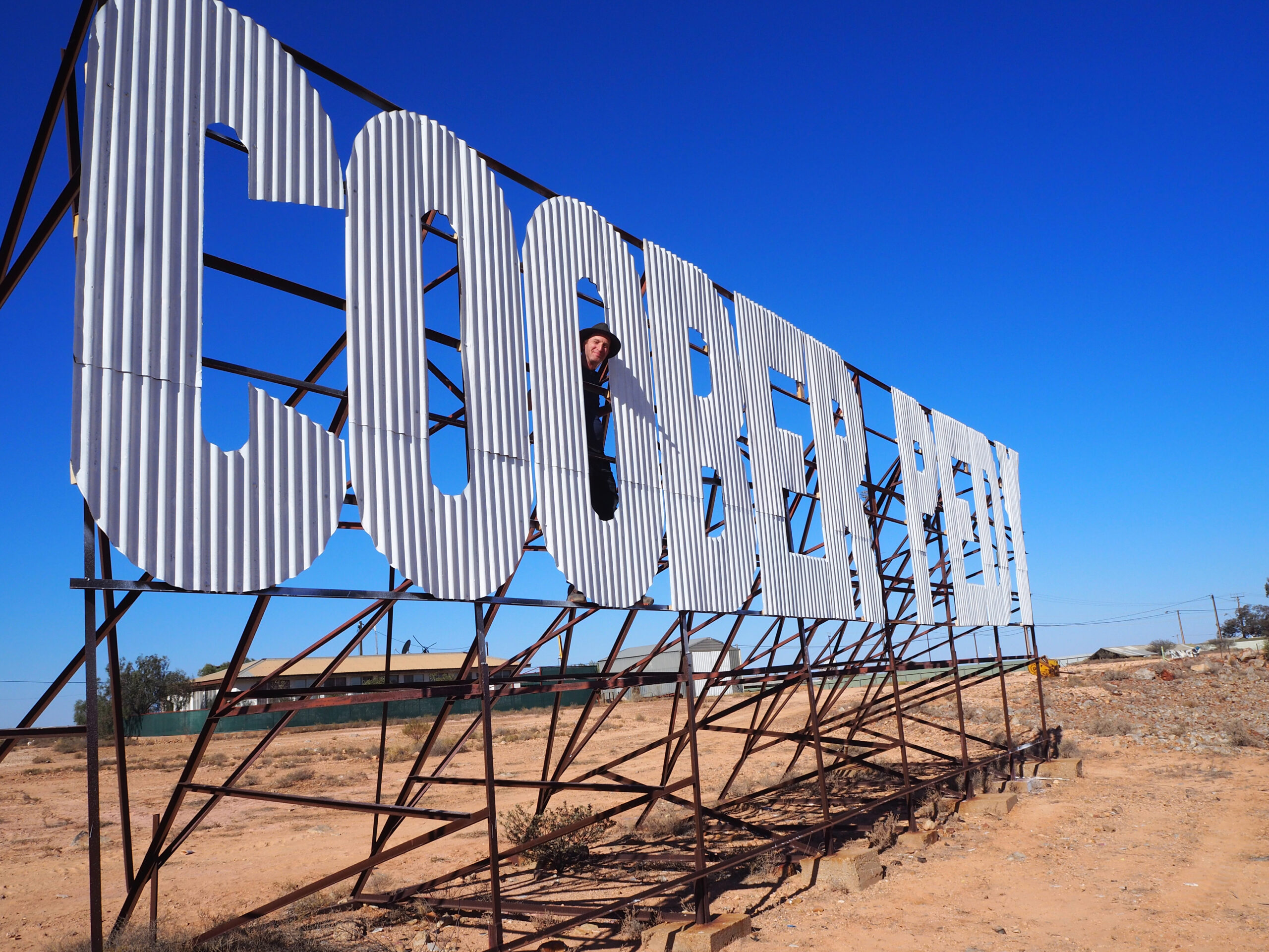 Fossicking opals in Australia’s alien outback | Canadian Geographic