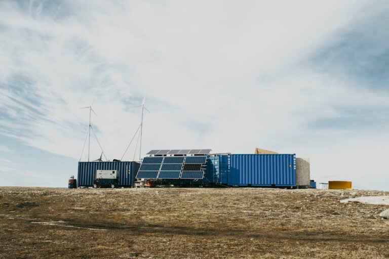 Nunavut’s hunt for healthy food | Canadian Geographic