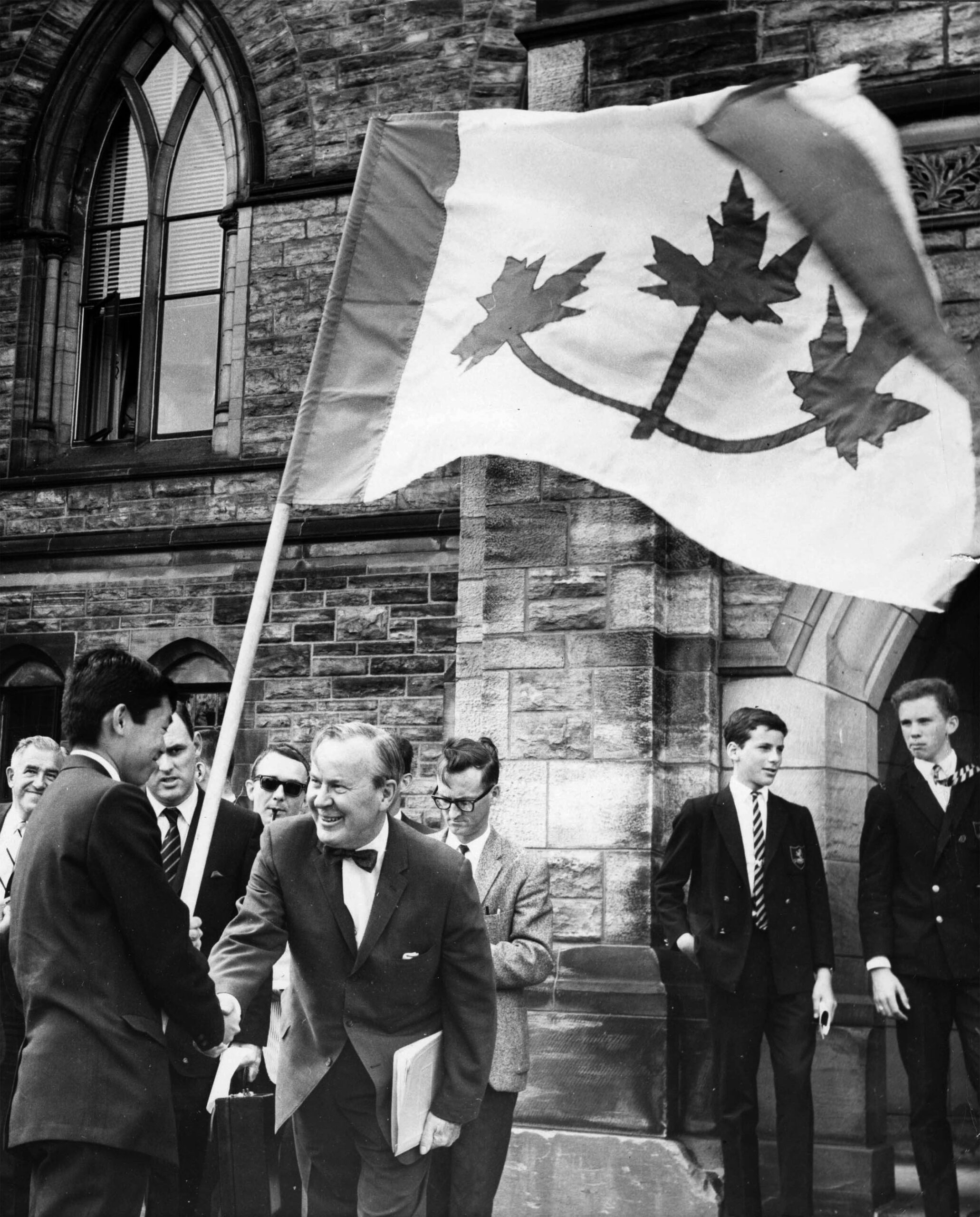 Unfurling the history of our Canadian flag | Canadian Geographic
