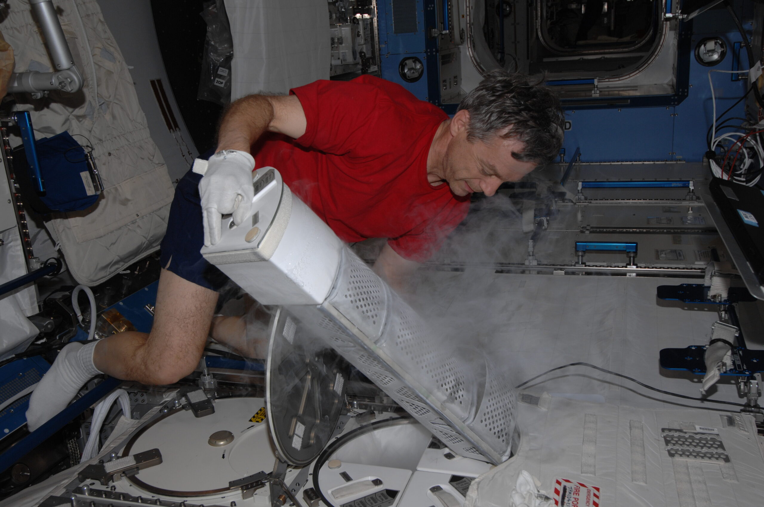 Canadian astronaut Bob Thirsk on space exploration, life in orbit and ...