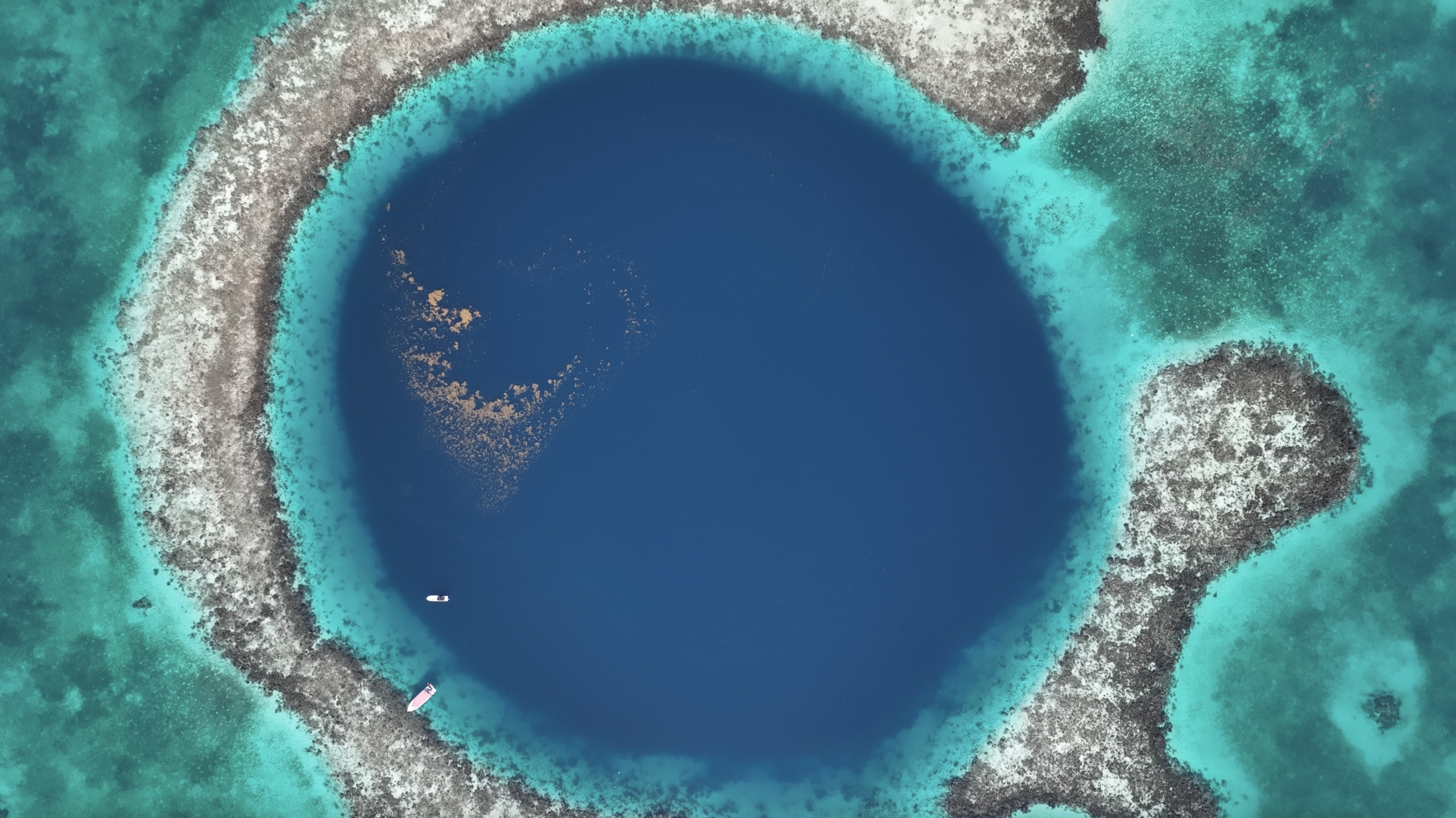 Diving the Great Blue Hole: Is Belize’s most famous dive worth it ...